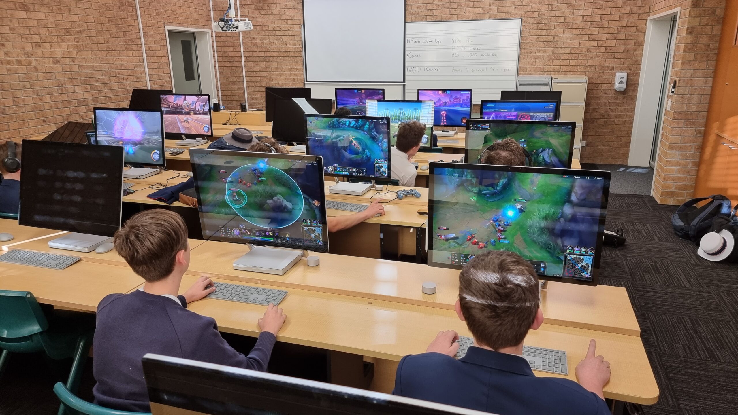 Aren’t Video Games A Waste Of Time? Top 12 e-Sports Benefits ...