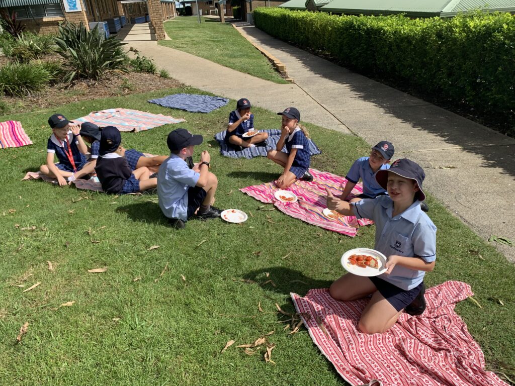 Years 3 & 4 Stephanie Alexander Kitchen Garden Pizza Day - Canterbury College