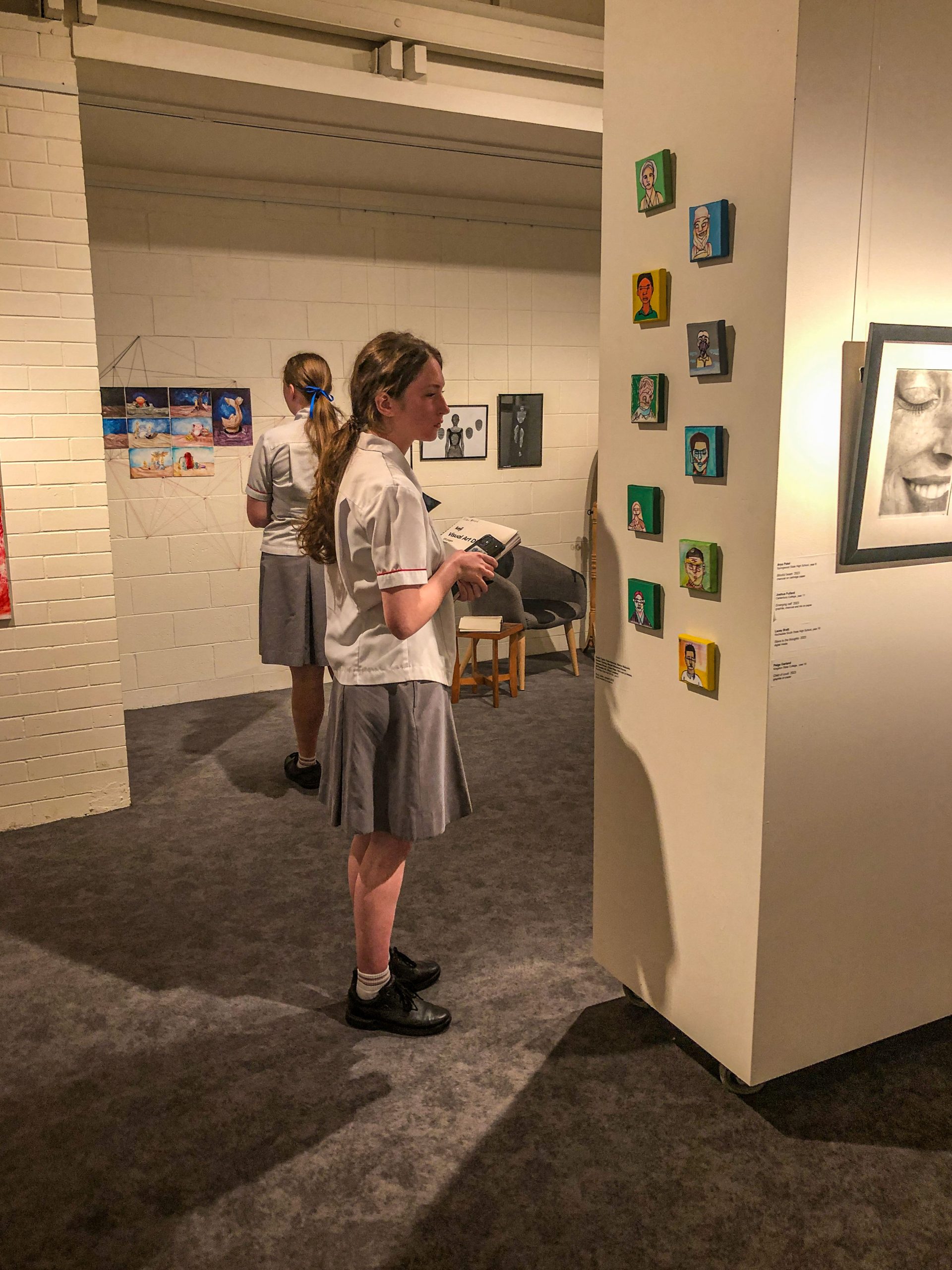 Last Friday's Year 11 Senior Visual Art Stimulus Excursion | Logan Art ...